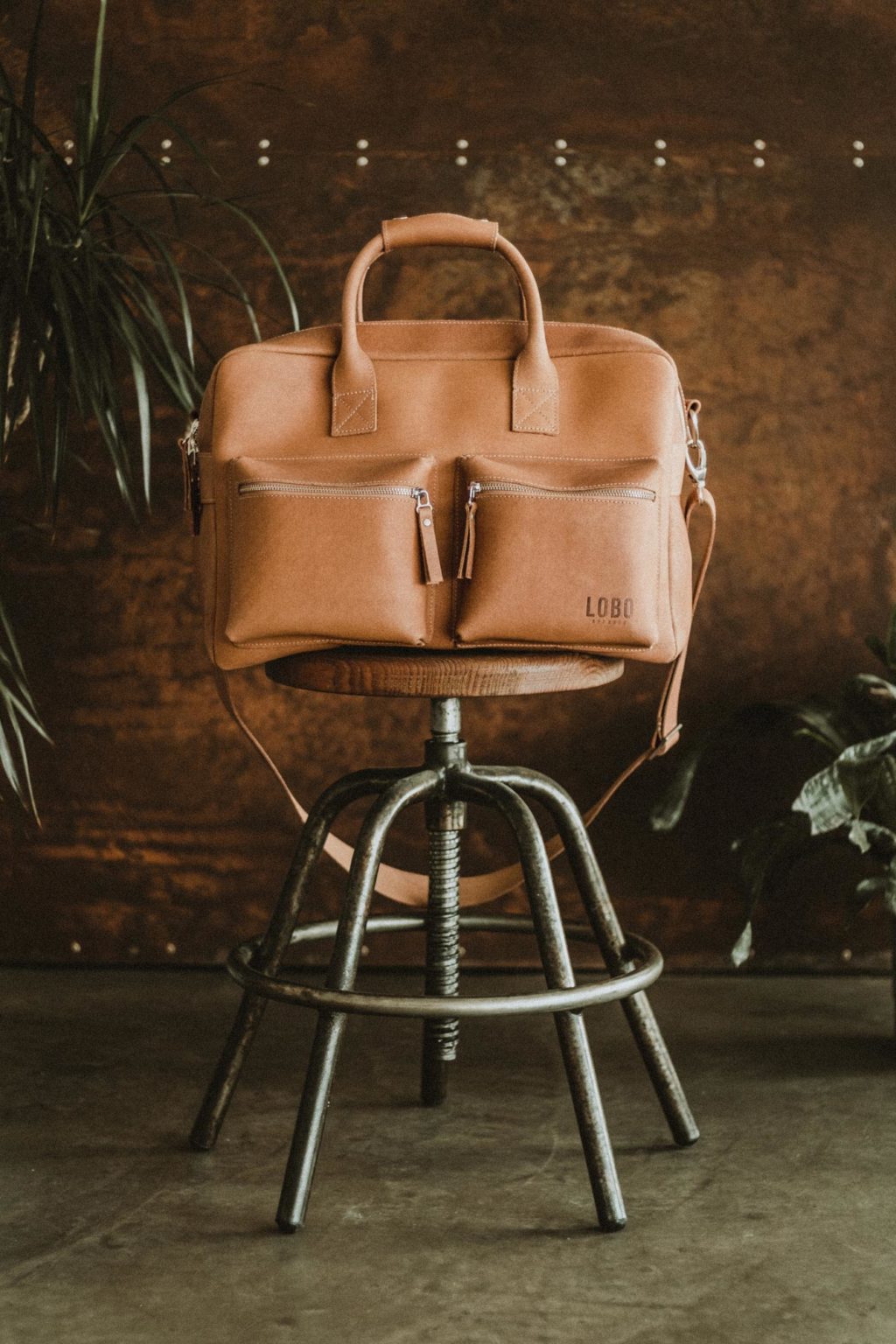 LOBO APPAREL - TO LAST